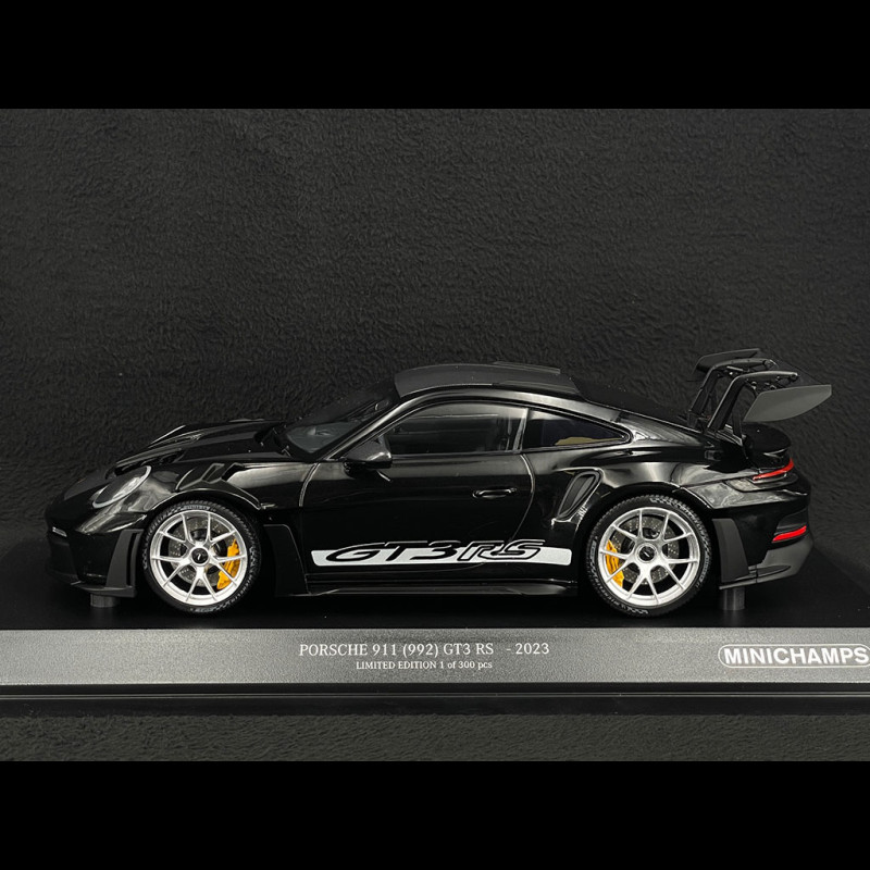 Porsche 911 GT3 RS Type 992 2023 Weissach Package Black 1/18 Minichamps 155062231 - Elfershop
