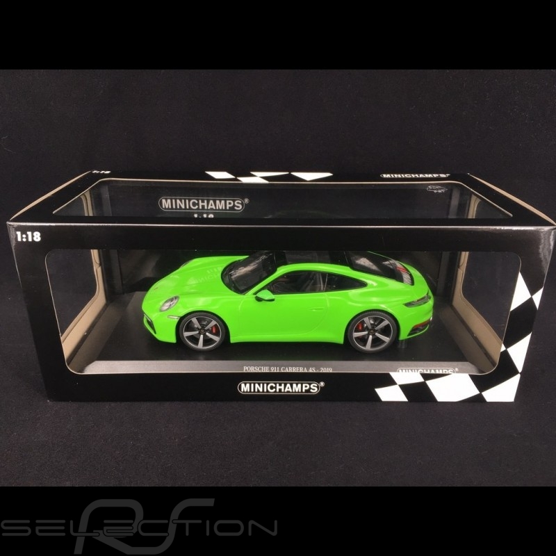 Porsche 911 type 992 Carrera 4S 2019 lizard green 1/18 Minichamps ...