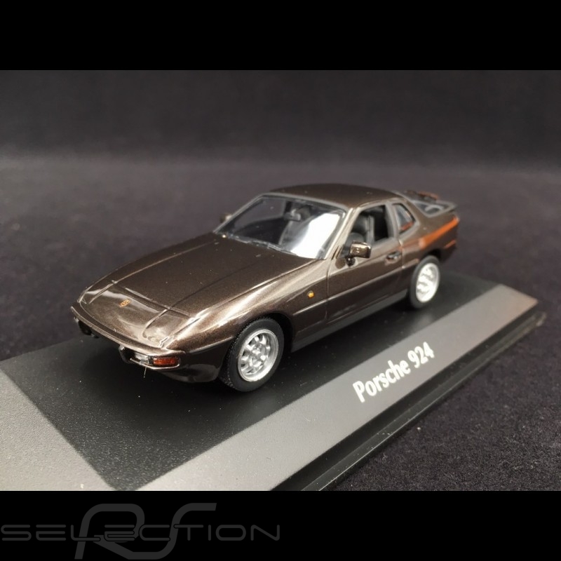 Porsche 924 1984 metallic braun 1/43 Minichamps 940062121 - Elfershop